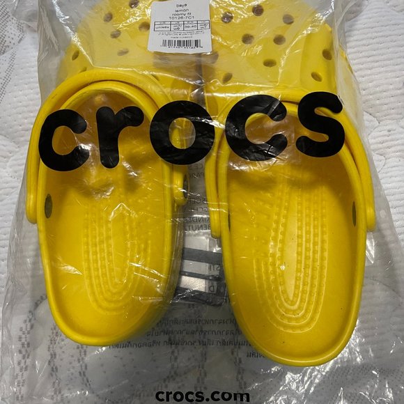 CROCS | Shoes | Classic Croc Lemonyellow Unisex Size Us M7w9 | Poshmark